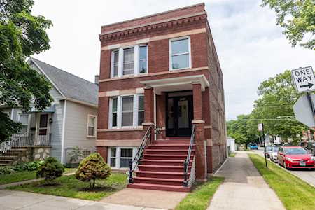 Chicago Multi-Family Homes - 2-4 Flats For Sale