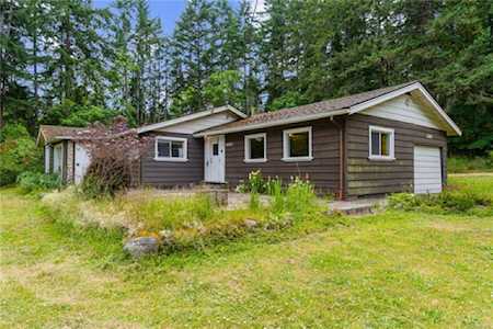 Cedar and Yellow Point Listings