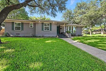 Homes for Sale in Northwest Estates in DeSoto, Texas