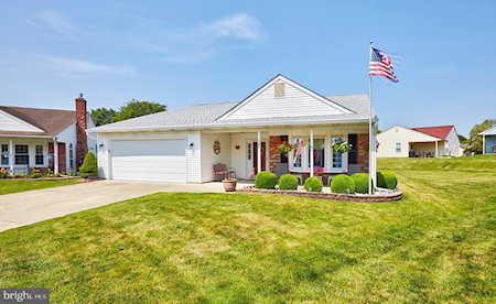 Homestead at Columbus 55+ Homes for Sale in Mansfield Township, NJ