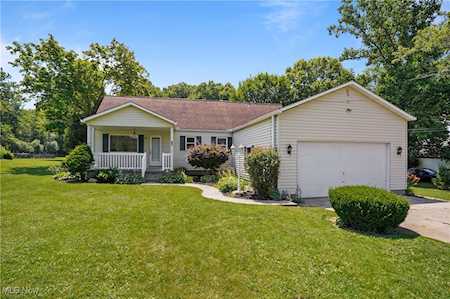 Cuyahoga Falls Homes For Sale - Cuyahoga Falls OH Real Estate