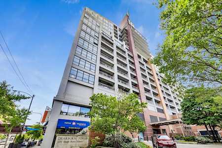 Dearborn Tower Condos of Chicago |1530 S State Street