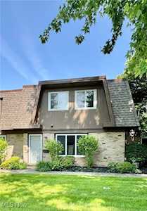 Mentor Condos For Sale - Mentor Condominiums