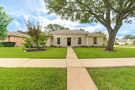 Rent-to-own and owner-financed homes in Meadows Place, TX