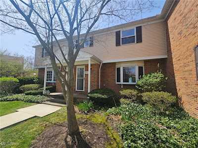 Mentor Condos For Sale - Mentor Condominiums