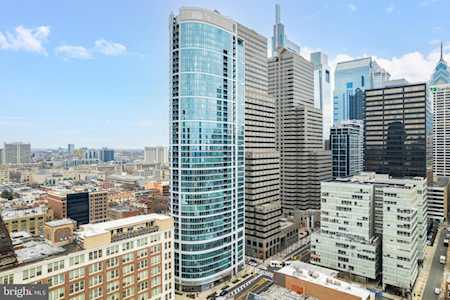Murano Condominiums for Sale | 2101 Market St Philadelphia PA