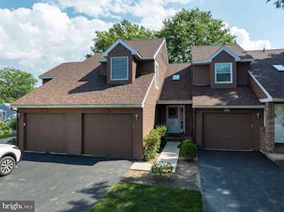 Ellen Kline & Erica Scott | 1Kbb.com