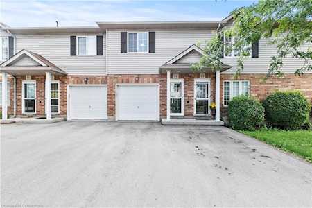 Hamilton Townhomes For Sale - Hamilton, Ontario