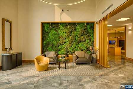 Glass House Condos for Sale in Edgewater NJ | Edgewater NJ Real Estate