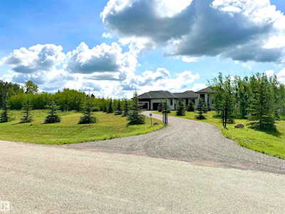 Acreages for Sale Near Edmonton - Rural Edmonton AB Real Estate