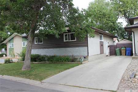 Maple Ridge - Homes for Sale in Maple Ridge Regina