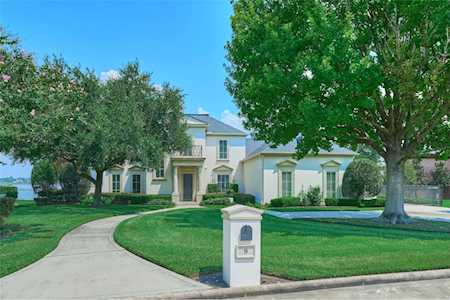 Texas Mansions For Sale - Luxury Homes in Texas