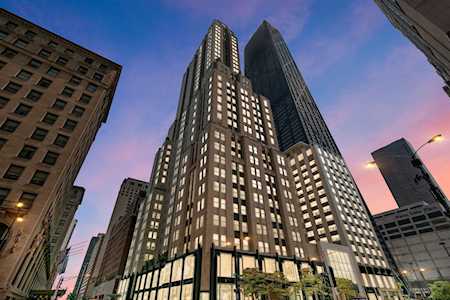 Palmolive Building Condos of Chicago | 159 E Walton Street