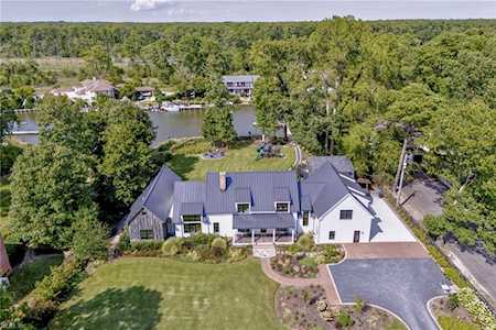 Bay Colony, The Best Neighborhoods in Virginia Beach