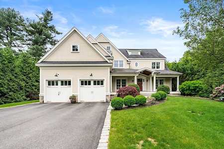 Dover Farms Condominiums for Sale - Dover Massachusetts Real Estate