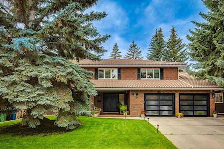 Luxury Homes for Sale in Calgary & Real Estate Listings