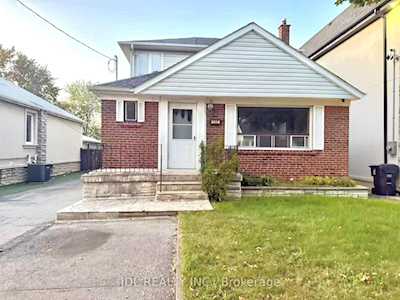 Etobicoke Homes for Sale | Real Estate Listings in Etobicoke, Ontario