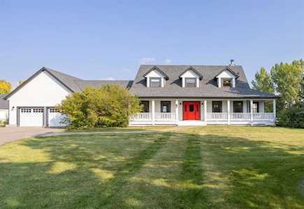 Calgary Acreages for Sale | Country Homes Calgary | Houses in Calgary