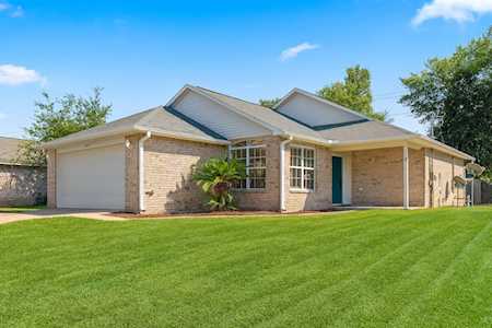 Navarre Beach: One of the Best Florida Beaches to Visit This Fall for ...