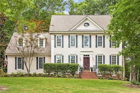 Ford's Colony VA Homes for Sale - Ford's Colony Real Estate