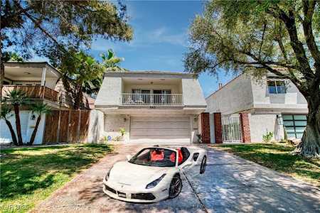 36+ COUNTRY CLUB Las Vegas Homes for Sale #1 702-882-8240