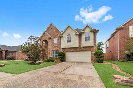 Spring Trails Texas Real Estate - Homes for Sale in Spring Trails TX