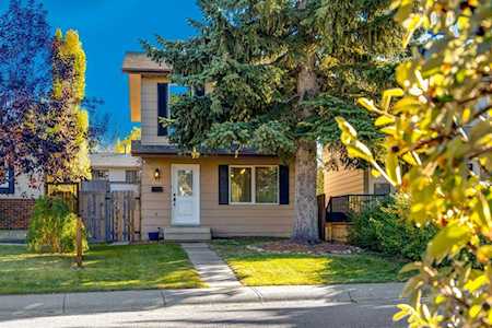 Sundance Homes for Sale | Sundance Calgary Lake Community