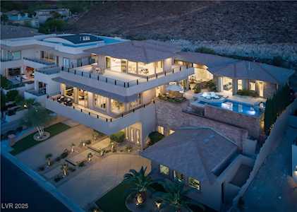 MacDonald Highlands Homes for Sale