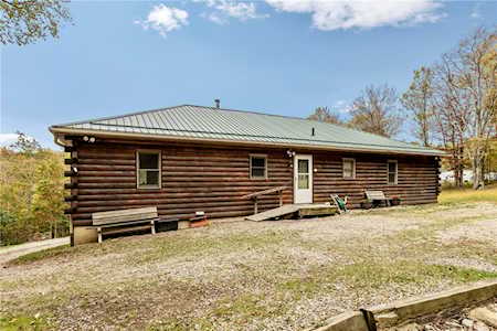 Log Homes and Log Cabins For Sale Near Pittsburgh