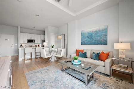 SoCe Flats - 101 8th St S Naples FL 34102 - Old Naples Condos