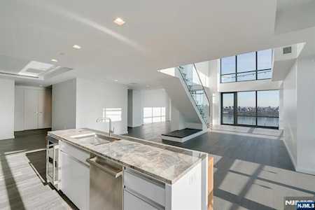 Aventine Condos for Sale in Edgewater NJ | Edgewater NJ Real Estate
