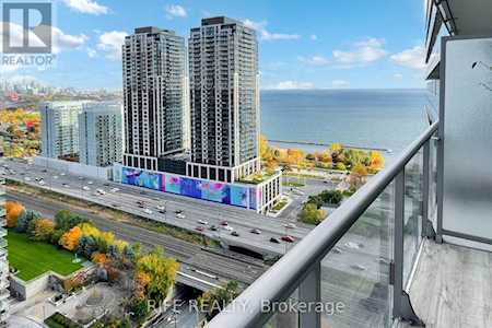 Toronto, Ontario Houses for Sale & Real Estate - ViewHomes.ca