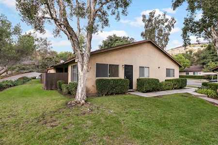 3 Best Neighborhoods in Spring Valley San Diego in 2025 | 2026