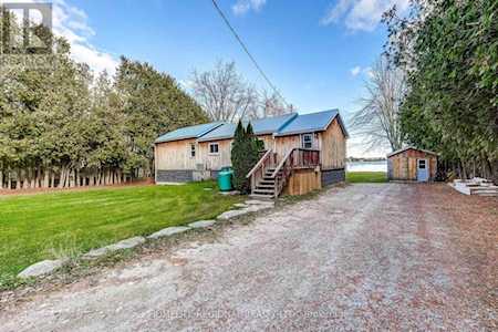 Waterfront Homes for Sale In Kawartha Lakes, Ontario - ViewHomes.ca