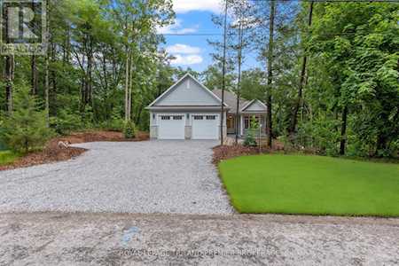 Port Franks Ontario Real Estate | Houses for Sale in Port Franks