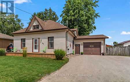Living in or Moving to Strathroy, Ontario: Complete Guide