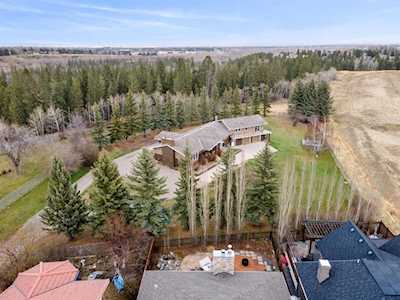 Calgary Homes With Acreage For Sale - Calgary Acreage Properties