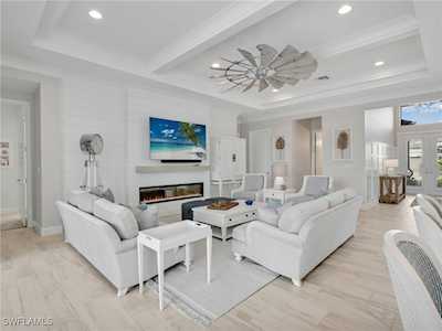 Valencia Trails Homes For Sale Naples - Valencia Trails Real Estate