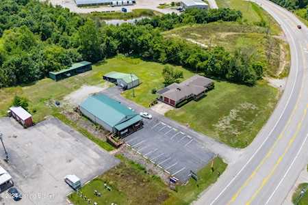 Shepherdsville, KY Neighborhood Guide: Where to Live, Buy, and Explore