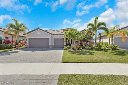 Valencia Golf & Country Club Naples | Luxury Homes & Amenities