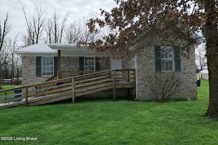 Shepherdsville, KY Neighborhood Guide: Where to Live, Buy, and Explore