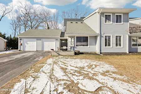 Brick Condos & Townhomes For Sale