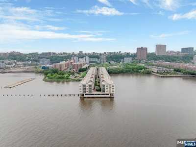 Aventine Condos for Sale in Edgewater NJ | Edgewater NJ Real Estate