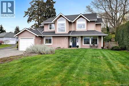 Duncan Houses For Sale & MLS® Listings | Loyal Homes