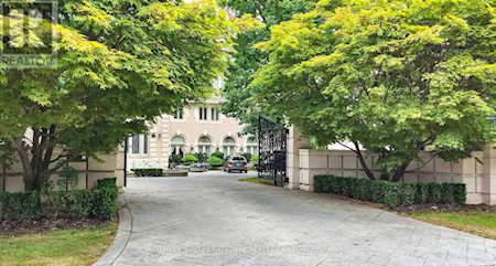 Bridle Path Toronto Homes for Sale & Real Estate