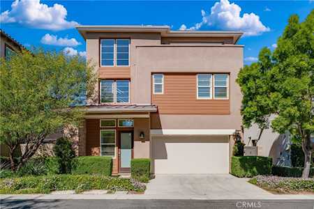 Altair Irvine | Luxury Homes for Sale, Guard-Gated Living & Resort ...