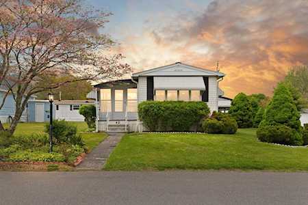 MA 55+ Homes and Condos (Massachusetts)
