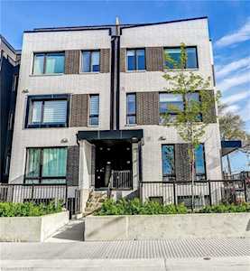 Toronto Townhomes For Sale - Toronto Townhouse Real Estate