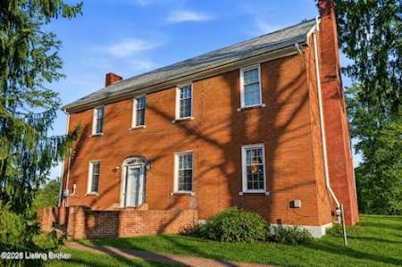 Shepherdsville, KY Neighborhood Guide: Where to Live, Buy, and Explore