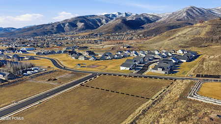 Midway Homes for Sale: Quality Mountain Escape
